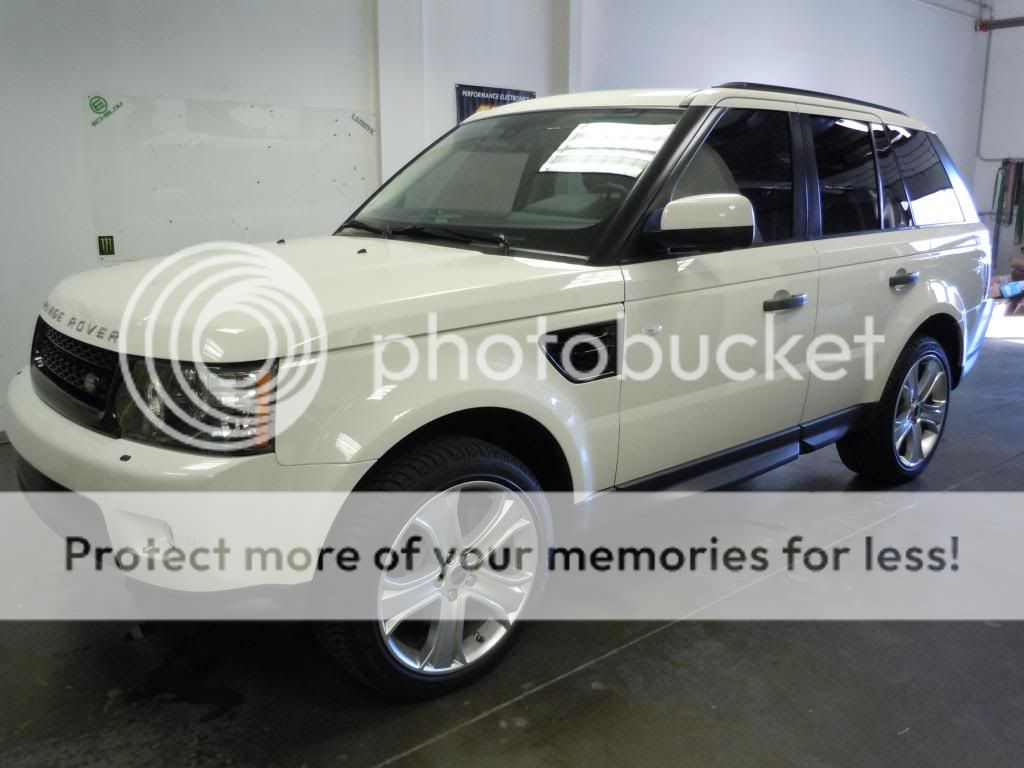 2010 Range Rover HSE Wrapped in Matte White & Black by Echelon ...