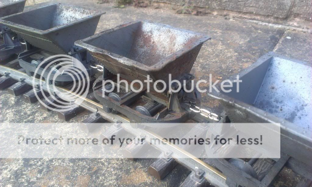 Binnie Skips | G Scale Central